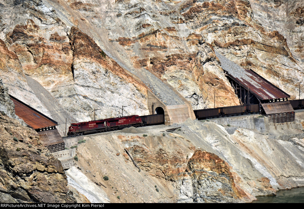CP 8890 Coal Loads WB CN Ashcroft Sub